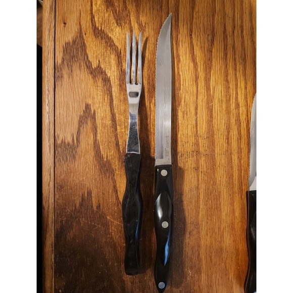 Cutco | Kitchen | Cutco 729 Kc Serrated Carving Knife And Cutco 1726 Kc ...